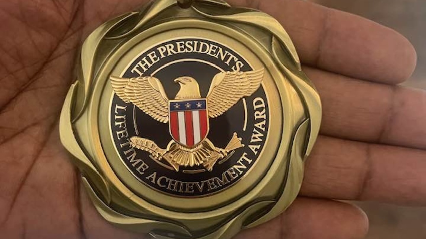 Stephon Alexander receives President's Volunteer Service Award (PVSA ...
